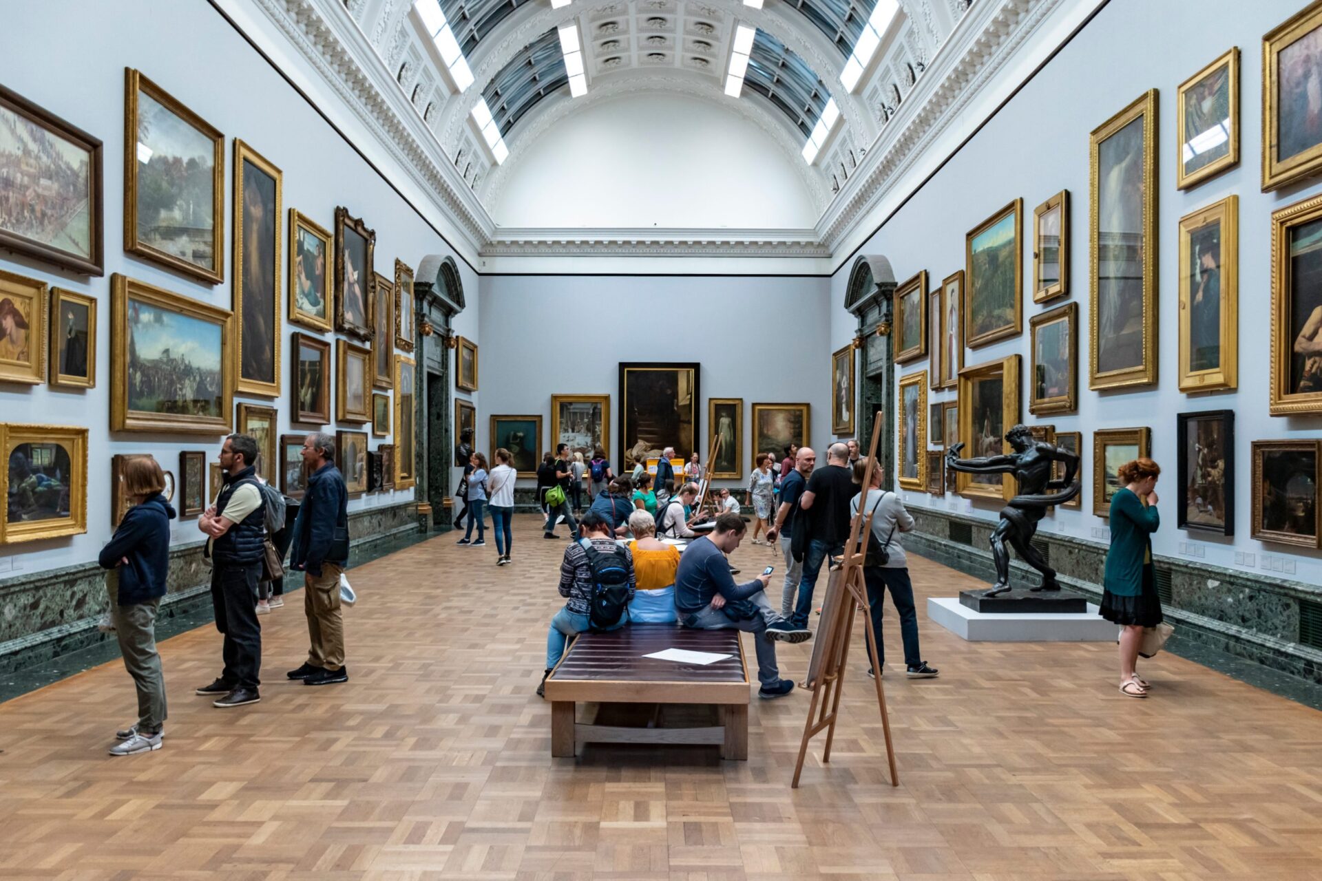 Becoming a Museum Curator: Everything You Need to Know