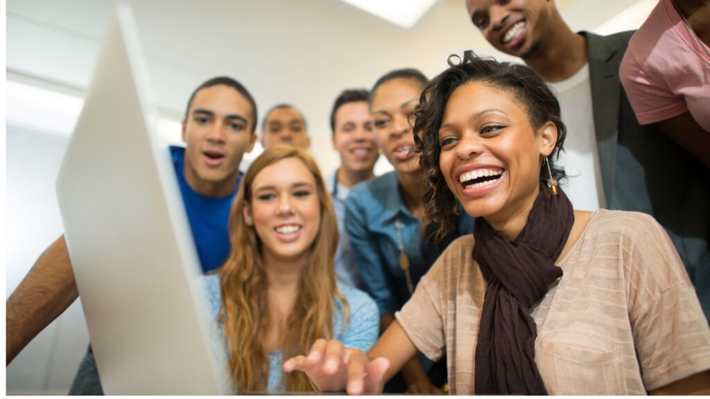 Low-Cost Online Colleges With High Job Placement Rates