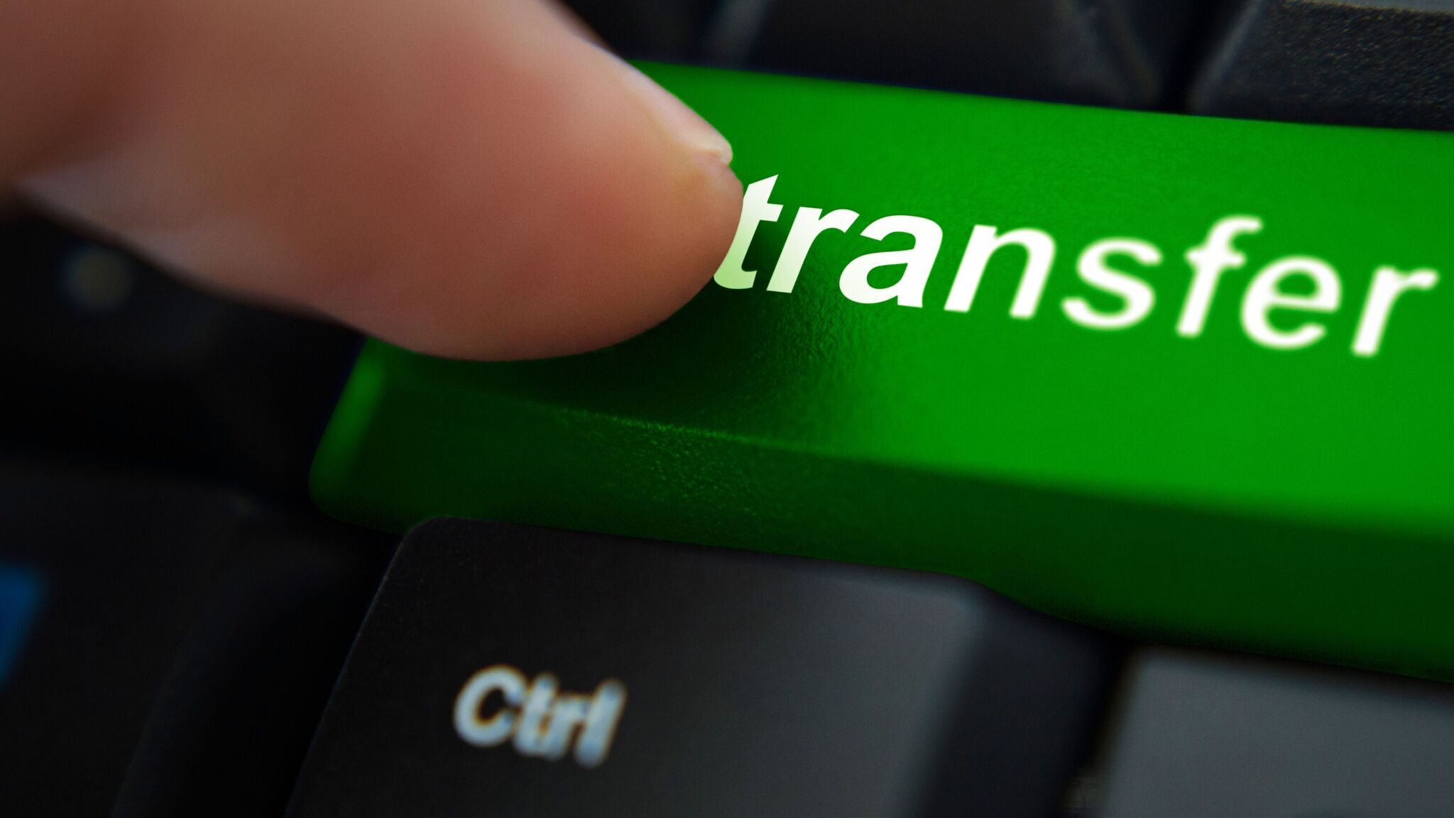 Find the Least Expensive Online Colleges for Transfer Students